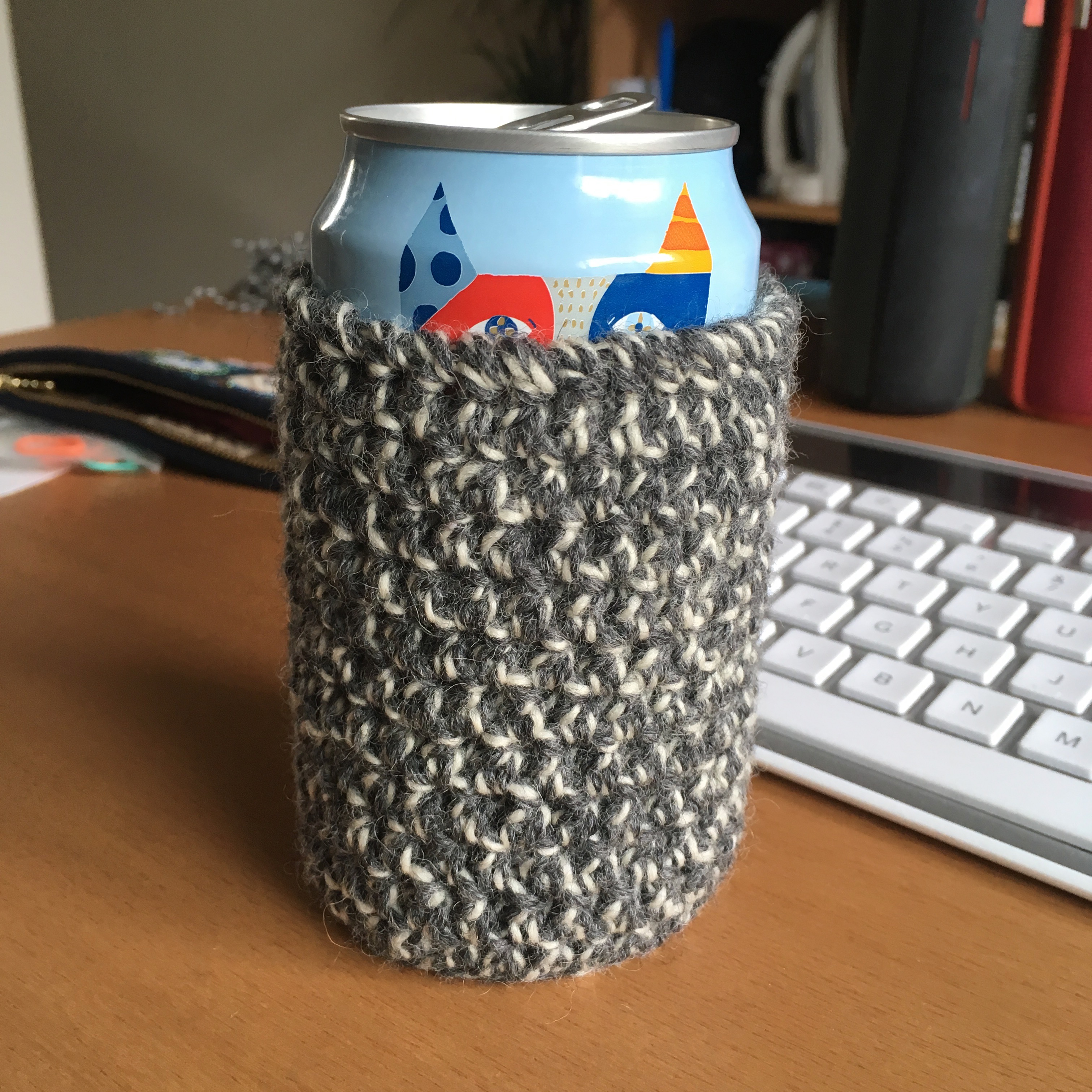 Crochet Pattern: Beer Cozy | Tu Meke Tina